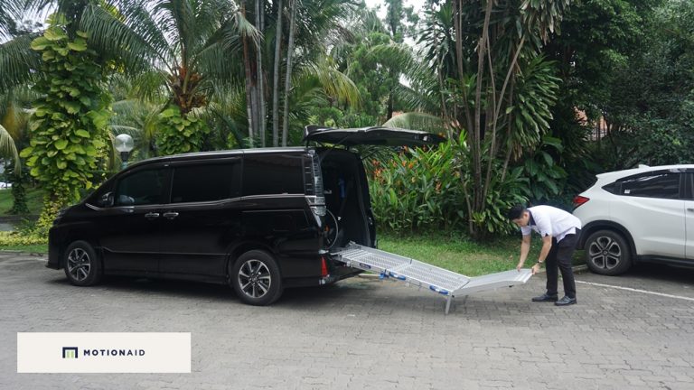 Ramp Kursi Roda Akses Ramah Disabilitas untuk Difabel | MotionAid | One ...